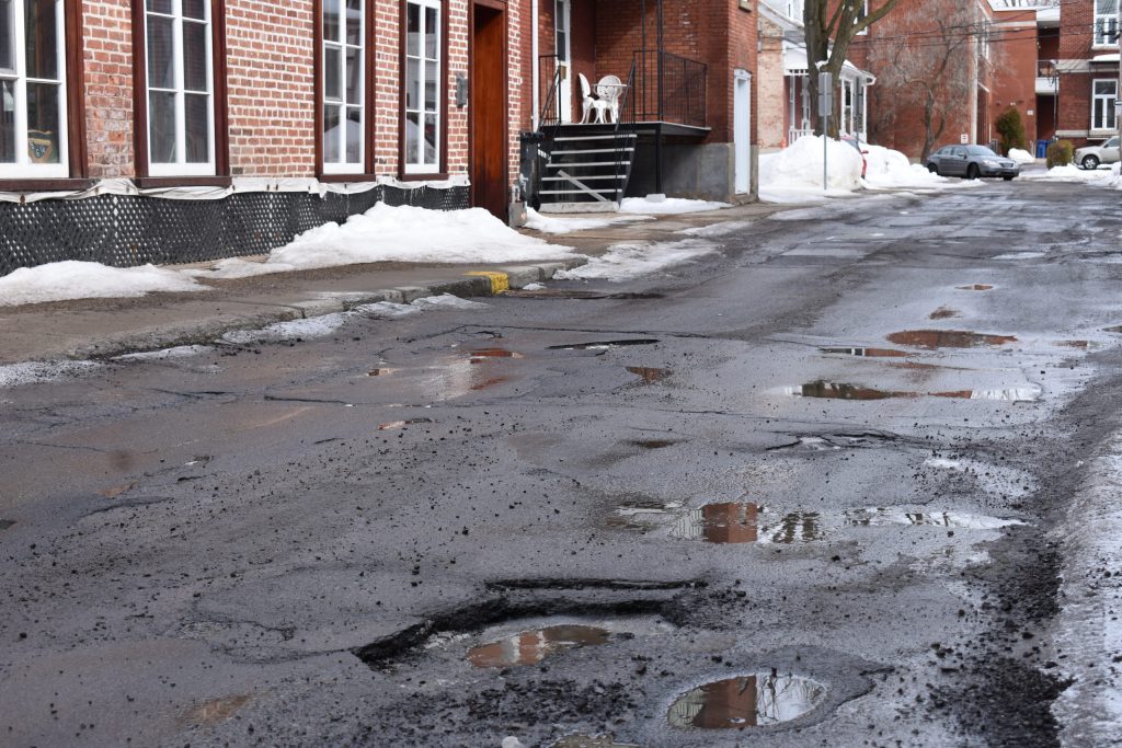 Que faire si vous heurtez un nid-de-poule? | ALBI le Géant